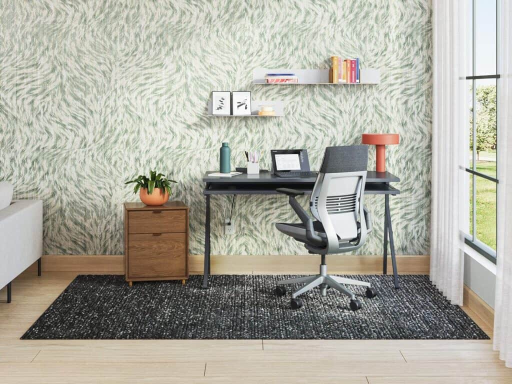 Steelcase Gesture Office Chair in Graphite Pros and Cons Review